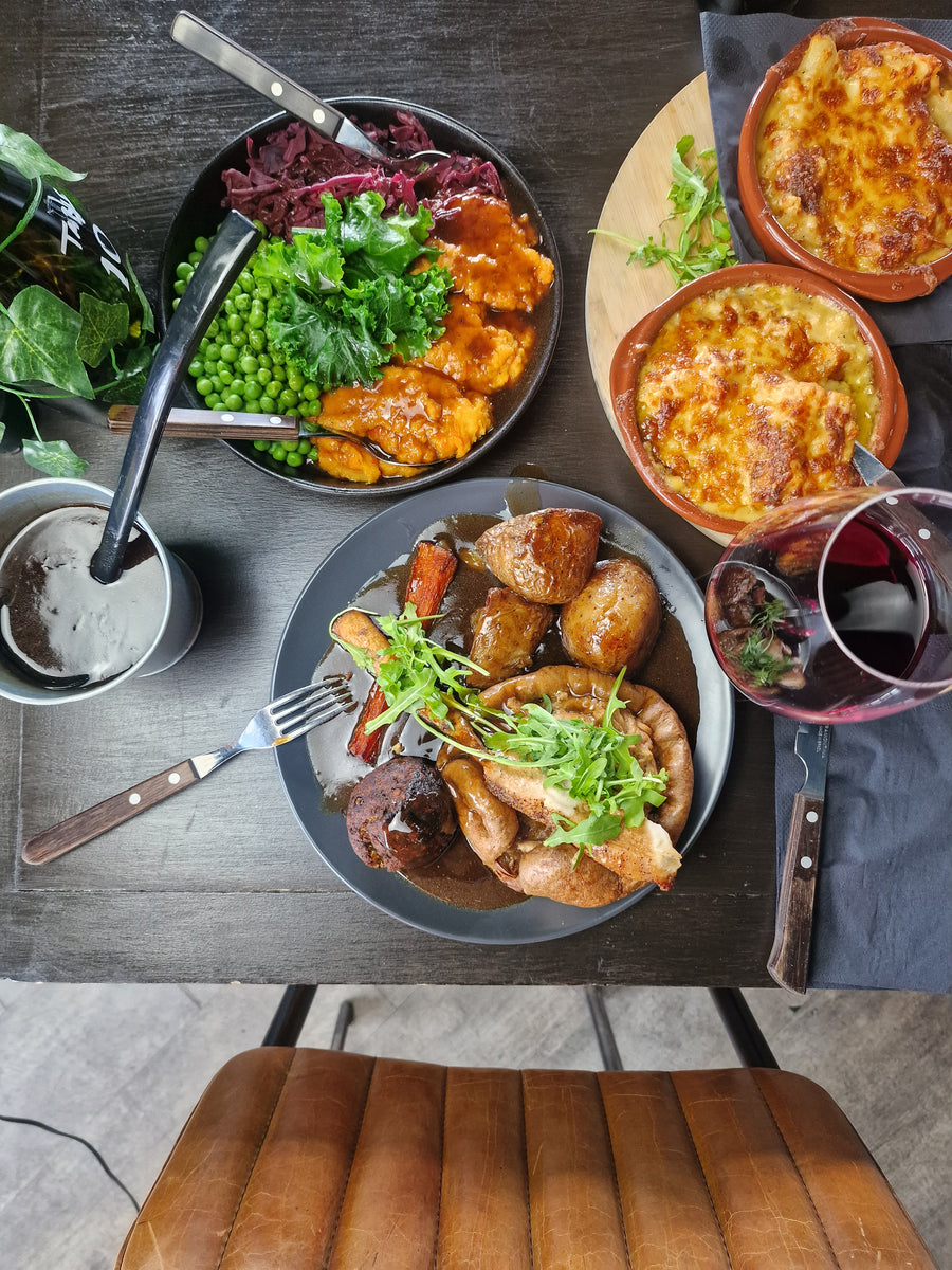 SUNDAY LUNCH – BAR.CODE NEWPORT ltd.